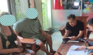 Imigrasi Ungkap Identitas Bule Pelaku Video Viral Pamer Kemaluan di Atas Motor – Star-News ID