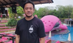 Pameran Widya Segara: Paus Warna Pink Seberat 1,2 Ton Terdampar di ...